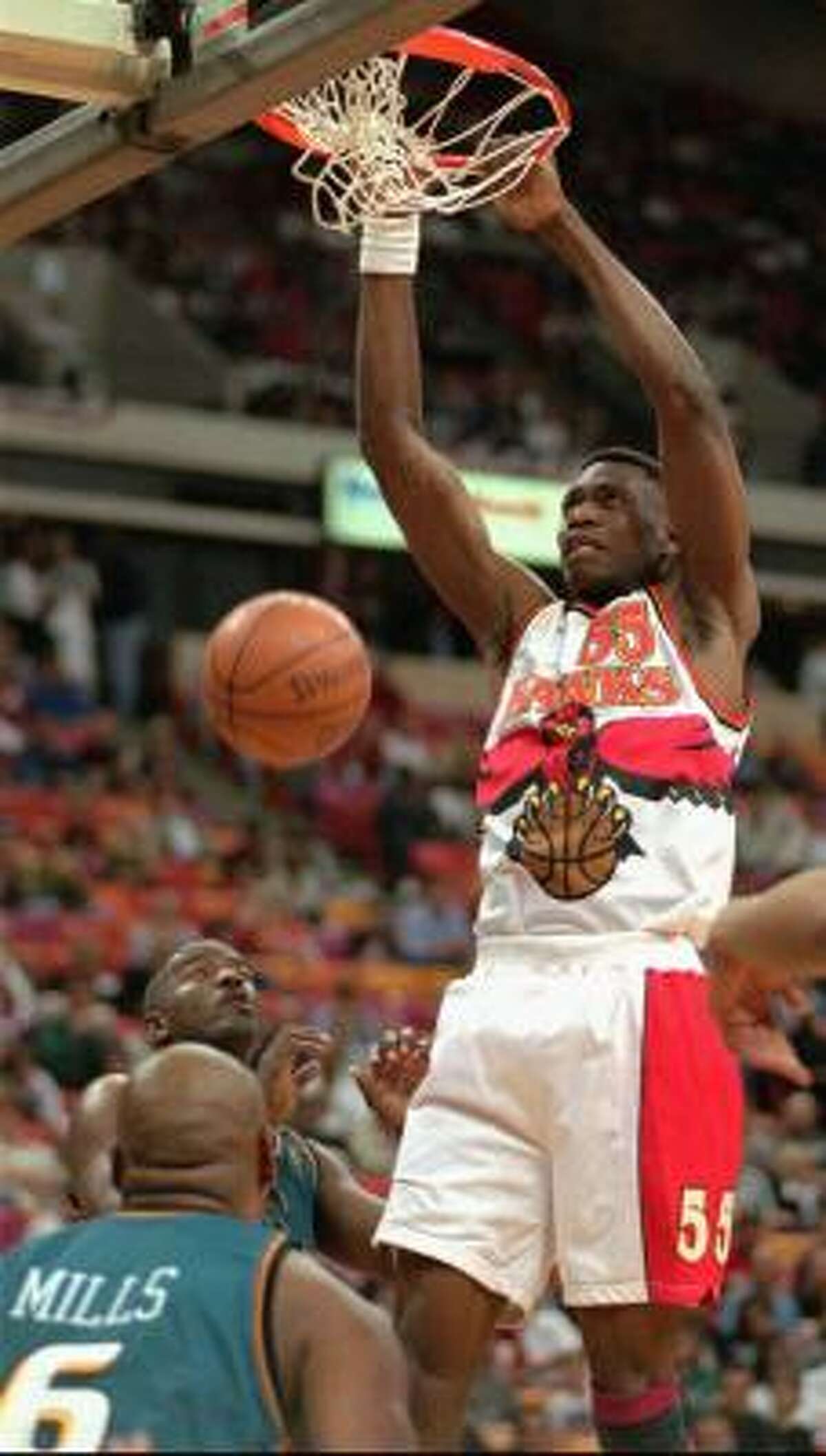 Ex-Rockets big man Dikembe Mutombo is back for another hilarious commercial