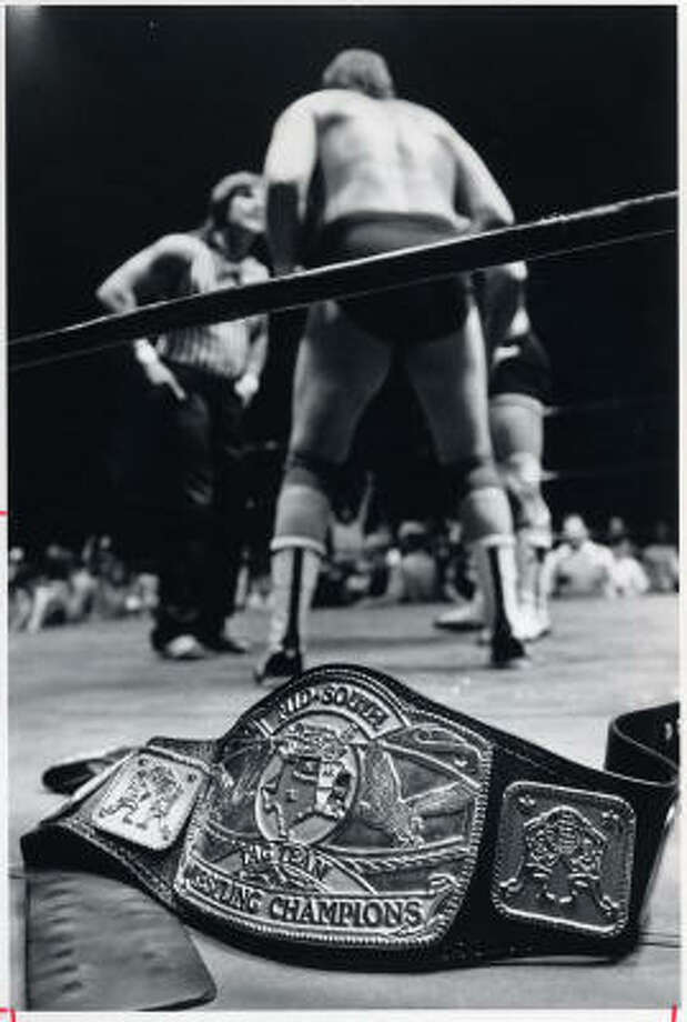 Wrestling in Houston - Houston Chronicle