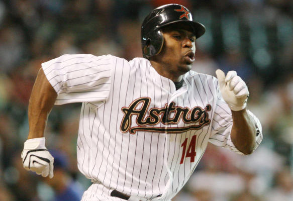 ASTROS SEE CHANGES IN THE OUTFIELD