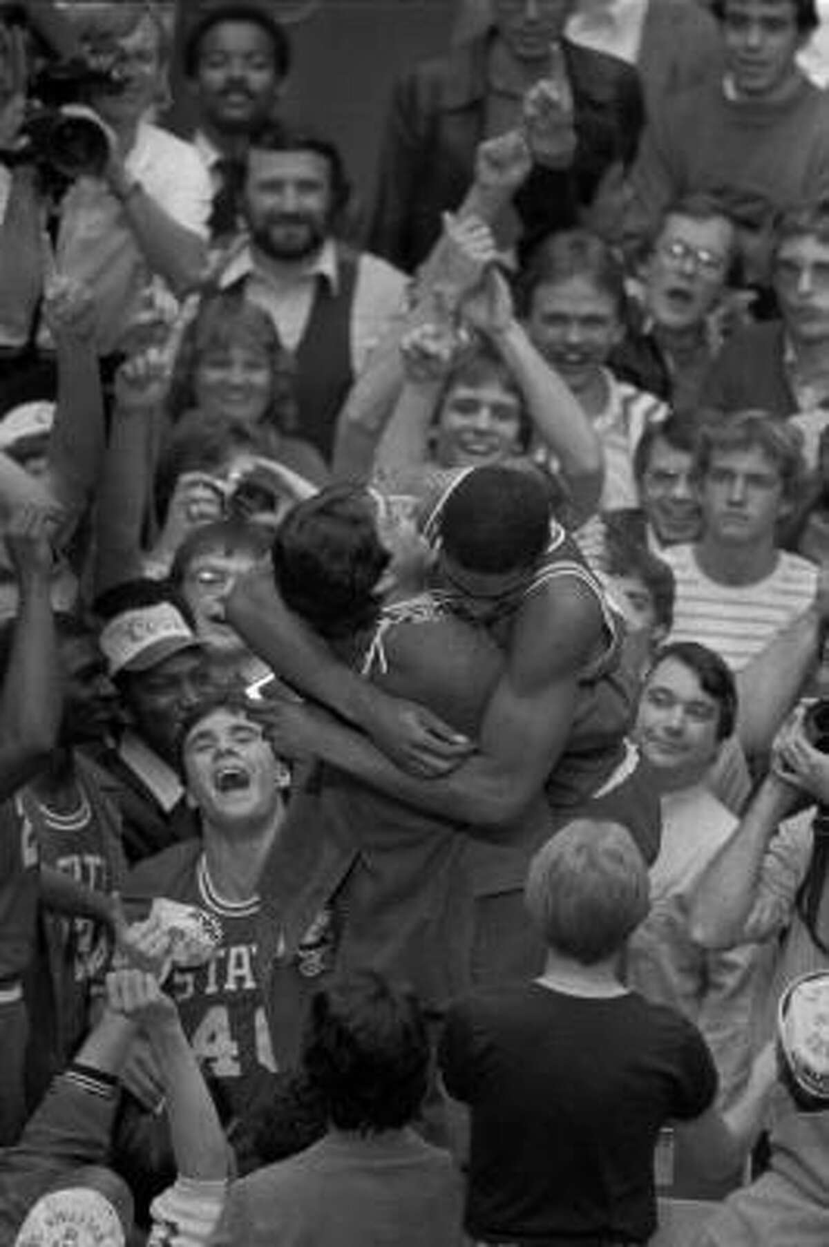 UH, NC State in same building for NCAA tourney brings back old memories