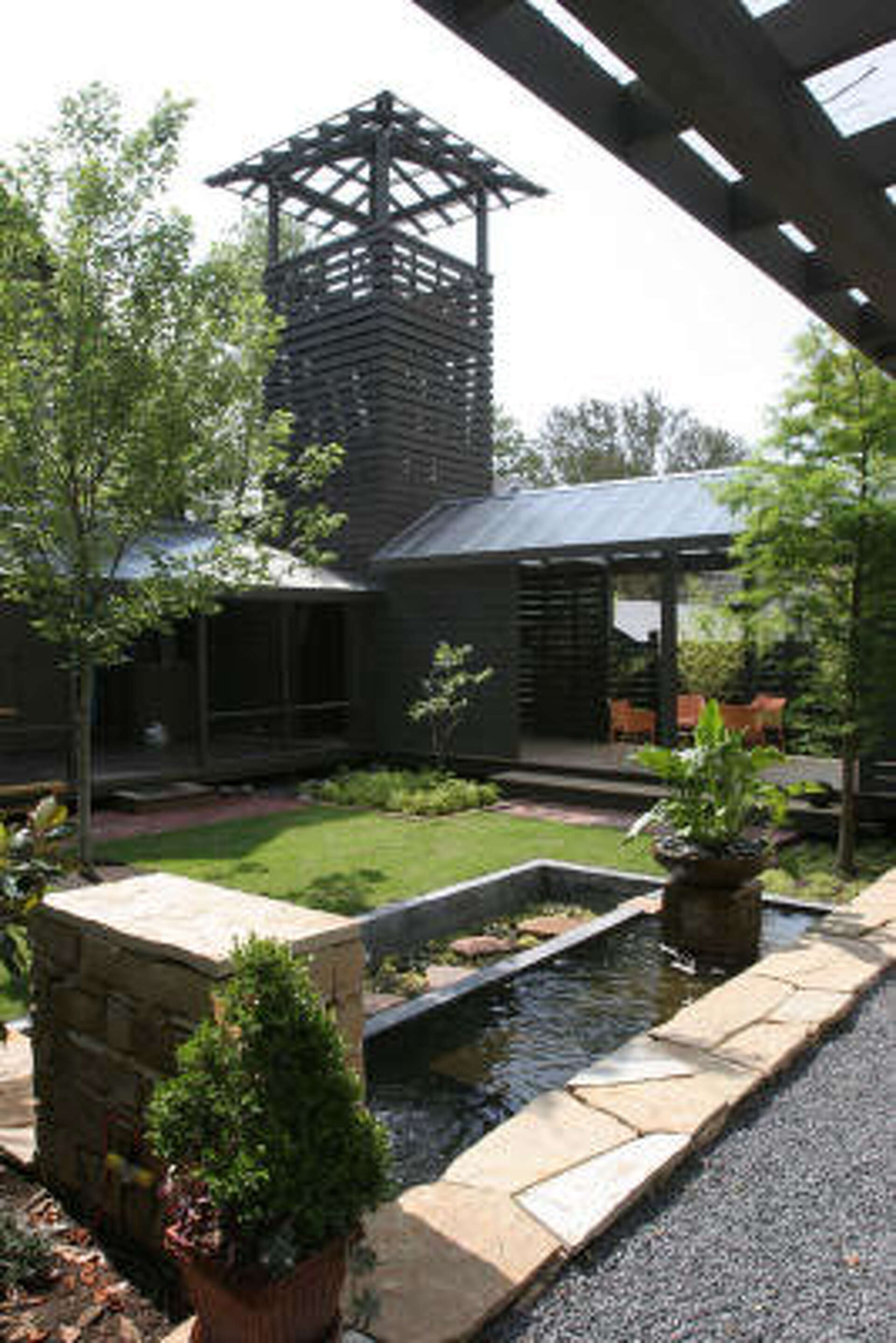 Houston's Heights named among nation's best big-city neighborhoods