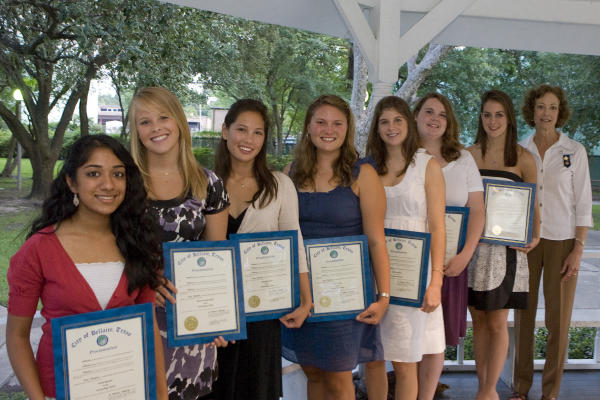 Belllaire council OKs project, honors Girl Scouts