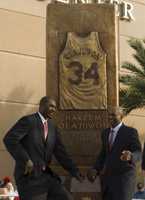 Former teammates still dazzled by Olajuwon's talent