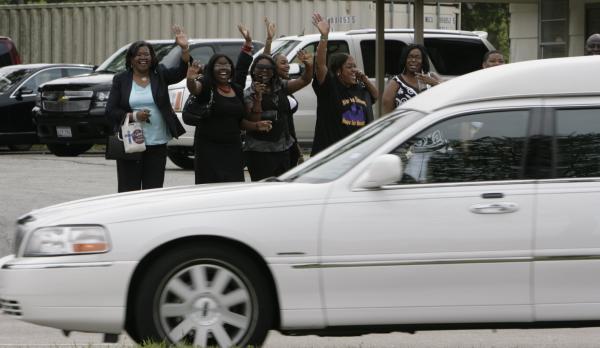 Hearse parade tries to warn Houston's young criminals