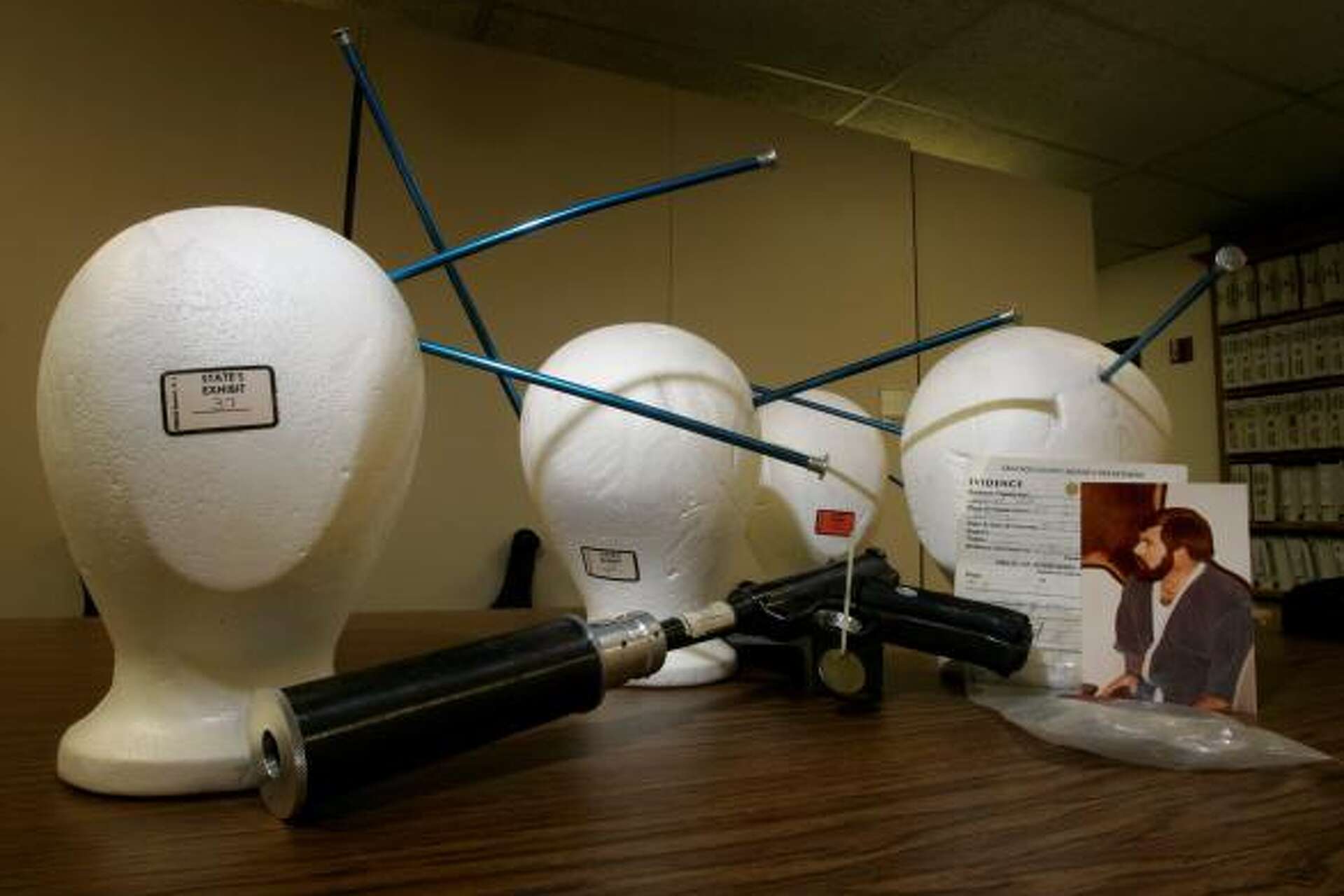 Inmate who faced execution puts hopes in DNA tests