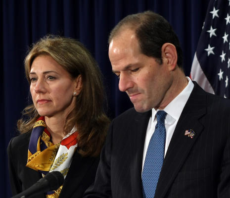 Spitzer’s wife joins hedge fund firm