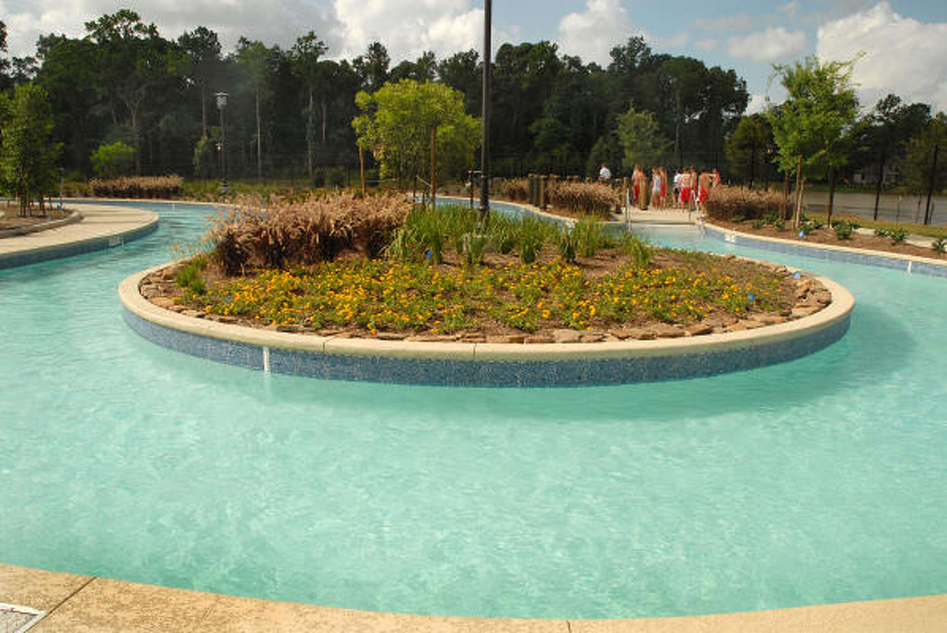 Woodlands ready to make splash with pool opening (with photos)