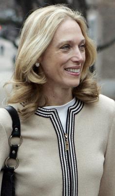 Trial opens in General Re-AIG case