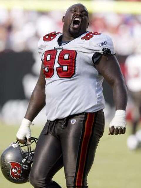 Raiders' Sapp retires after 13 years of havoc, controversy