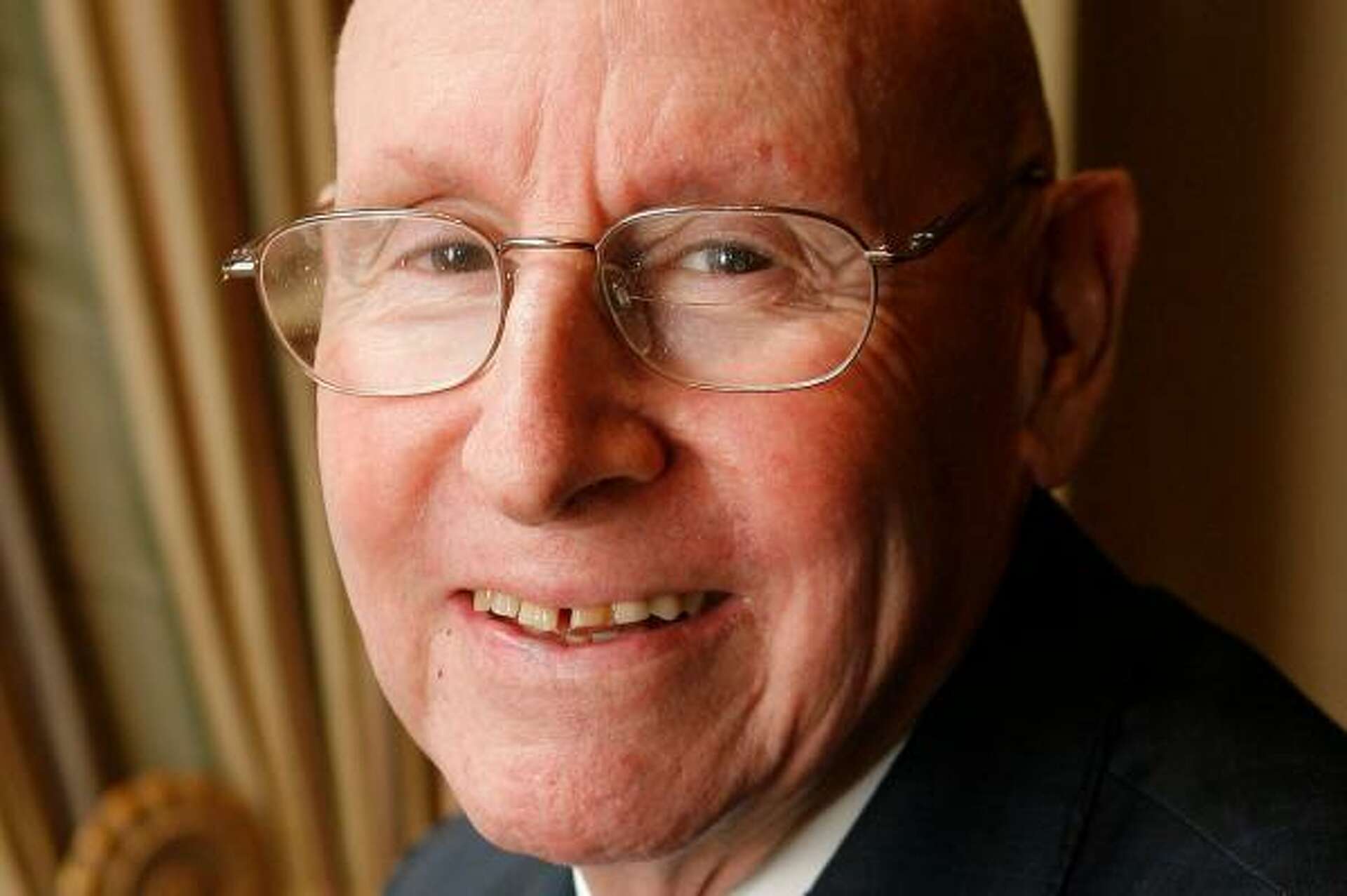 Dr. Feigin honored as 'truly a giant' at Houston funeral