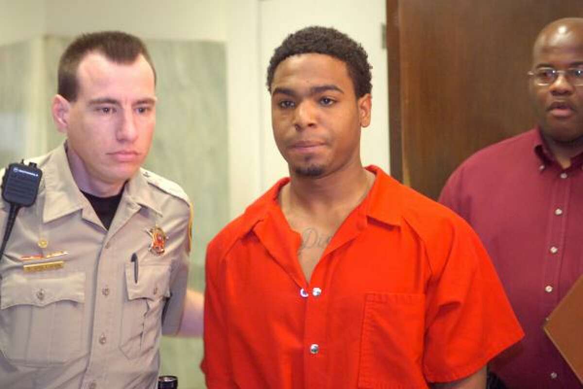 Tyler man accused of cooking dead girlfriend dies in jail