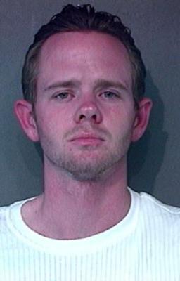 Murder suspect breaks out of Waller County Jail