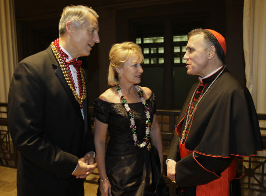 Guests, cardinal flock to St. Thomas event