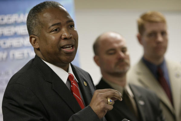 Digital crime lab gives Houston FBI a new weapon