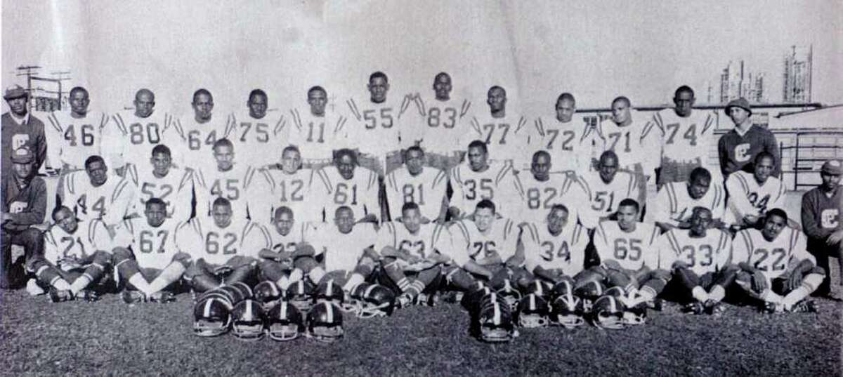 Friends, family remember Bubba Smith at funeral