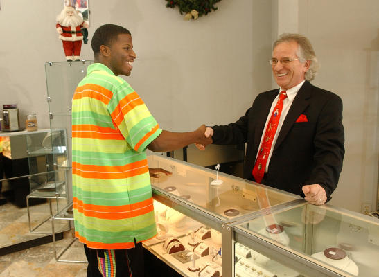 FACES IN THE CROWD:Third-generation jeweler bows out of business