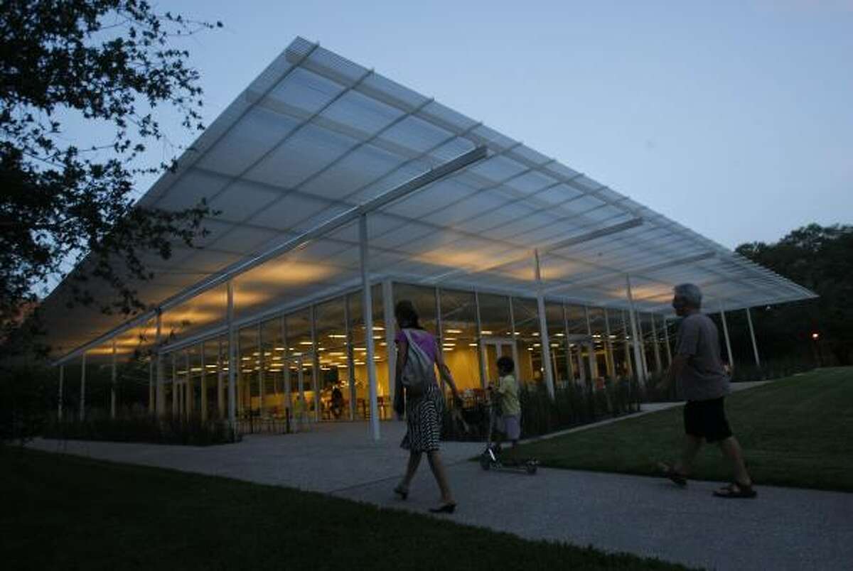 Brochstein Pavilion: Rice University's Glass of '08