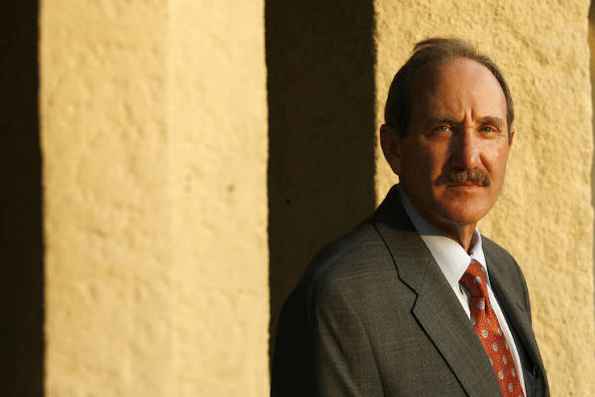 Ex-Klansman reunites with victim, finds forgiveness