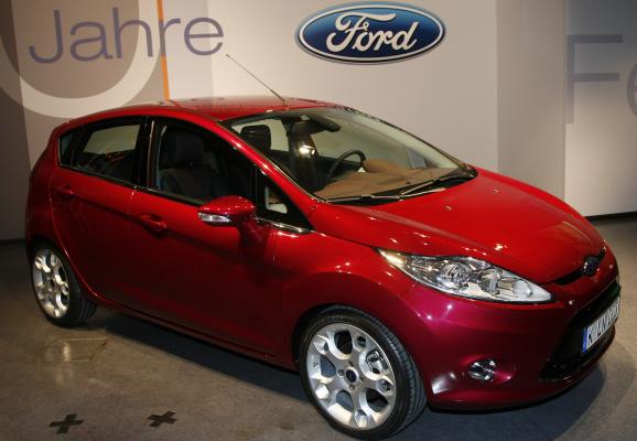 New small Ford to be built in Mexico