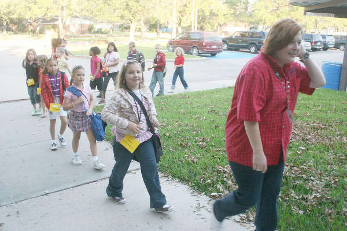 Ike forces temporary closure to Bayshore Elementary