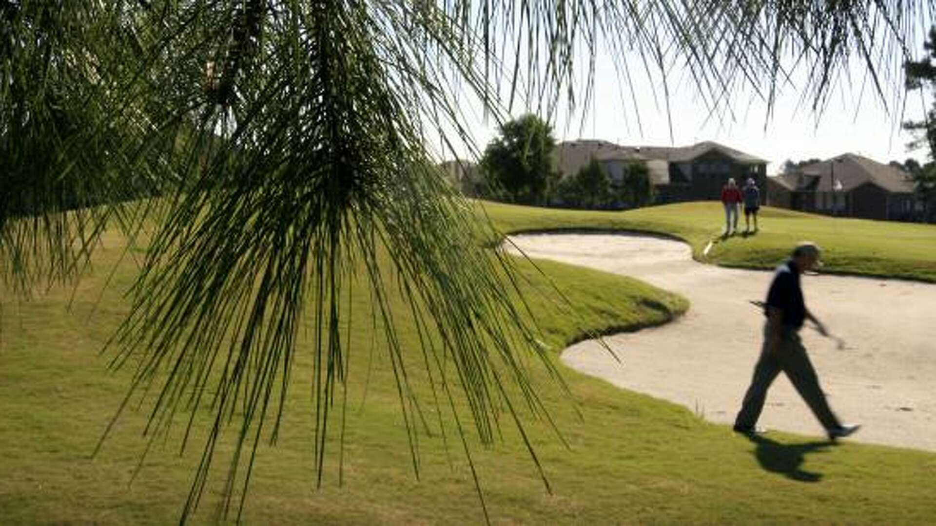 Golf course memberships have privileges, but costs, too