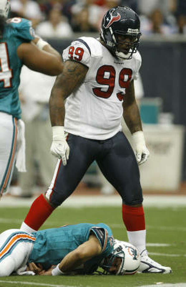 Texan Travis Johnson avoids being fined by NFL - Houston Chronicle