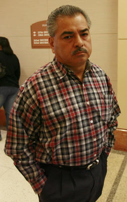 Houston officer found not guilty of bribery
