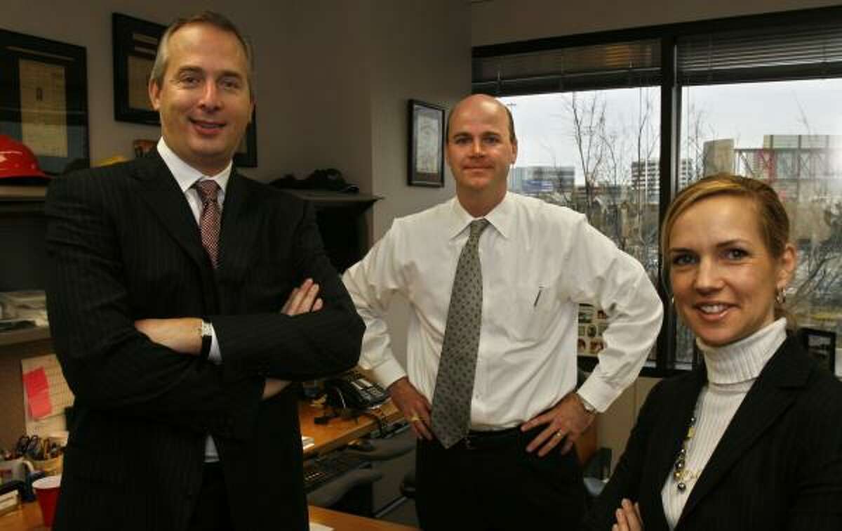 Energy analyst, financier team up