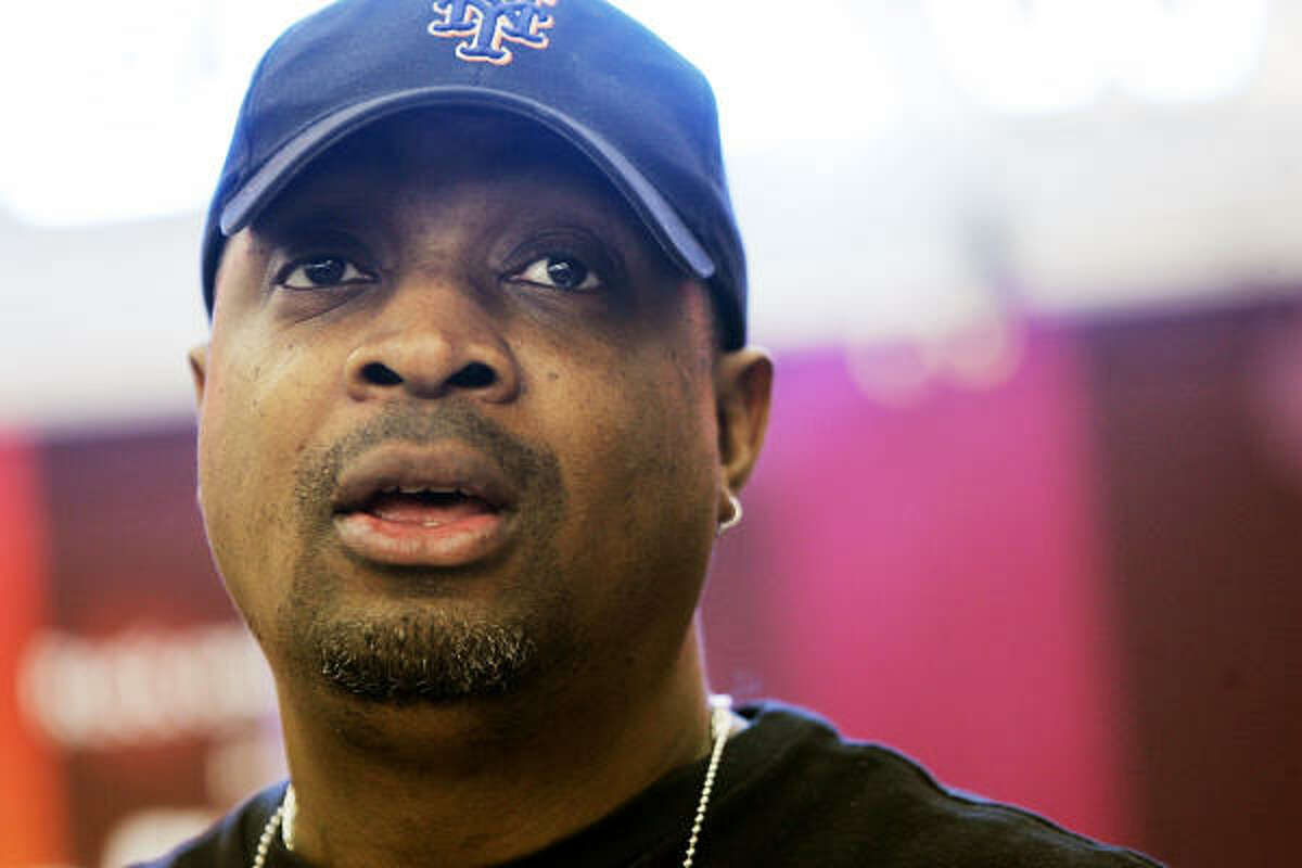Chuck D boosts hip-hop, expands influence worldwide