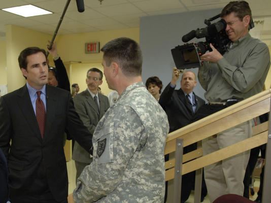TV special examines Bob Woodruff's injuries, recovery