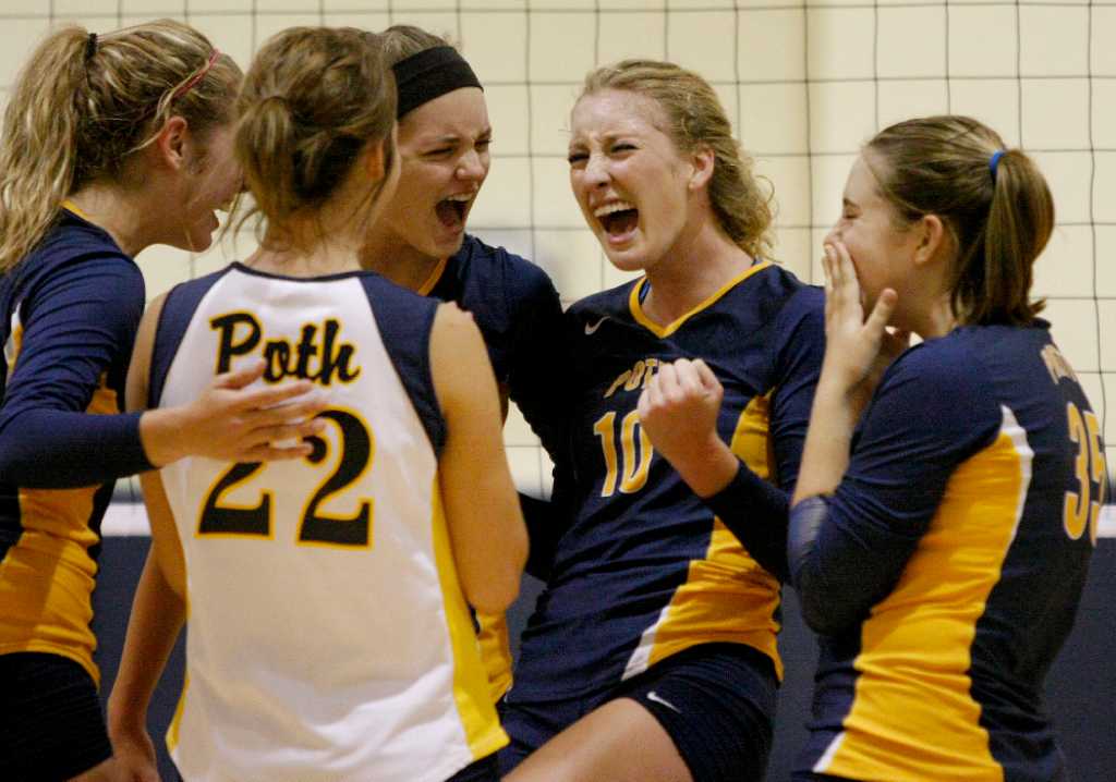 Poised Pirettes hold off Smithson Valley