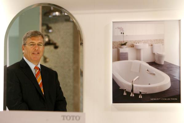 Store speaks the language of home building