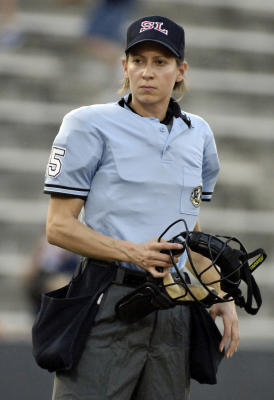 Female umpire to work major league exhibition game