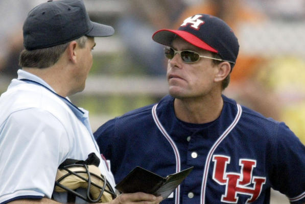 UH gives baseball coach Noble an extension