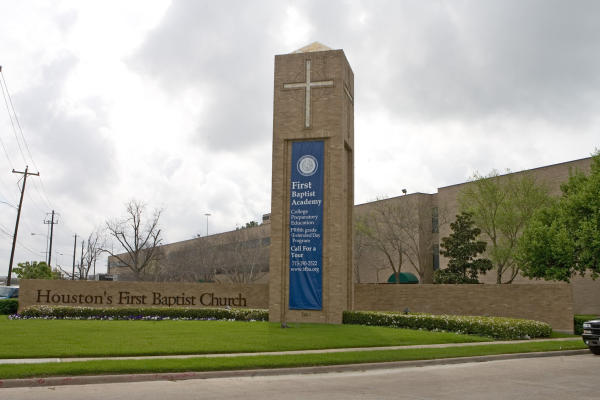 Houston's First Baptist gears up for celebration (w/photos)