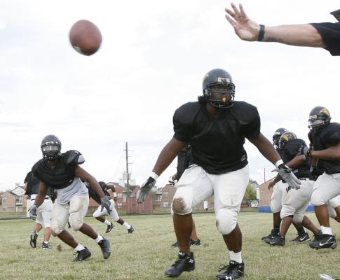 Eisenhower to focus on repelling attack of Cy Ridge offense