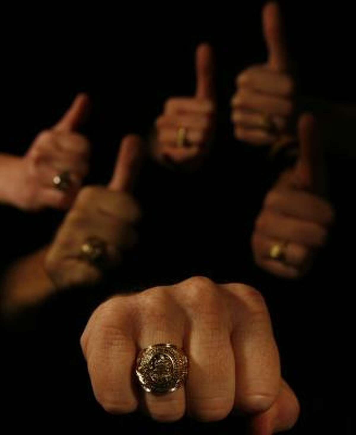 Texas A&M University's yell leaders remain a boy's club after two ...