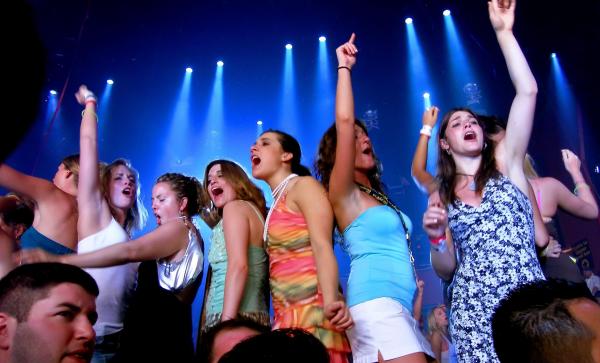 Spring-break destinations filling up fast this year