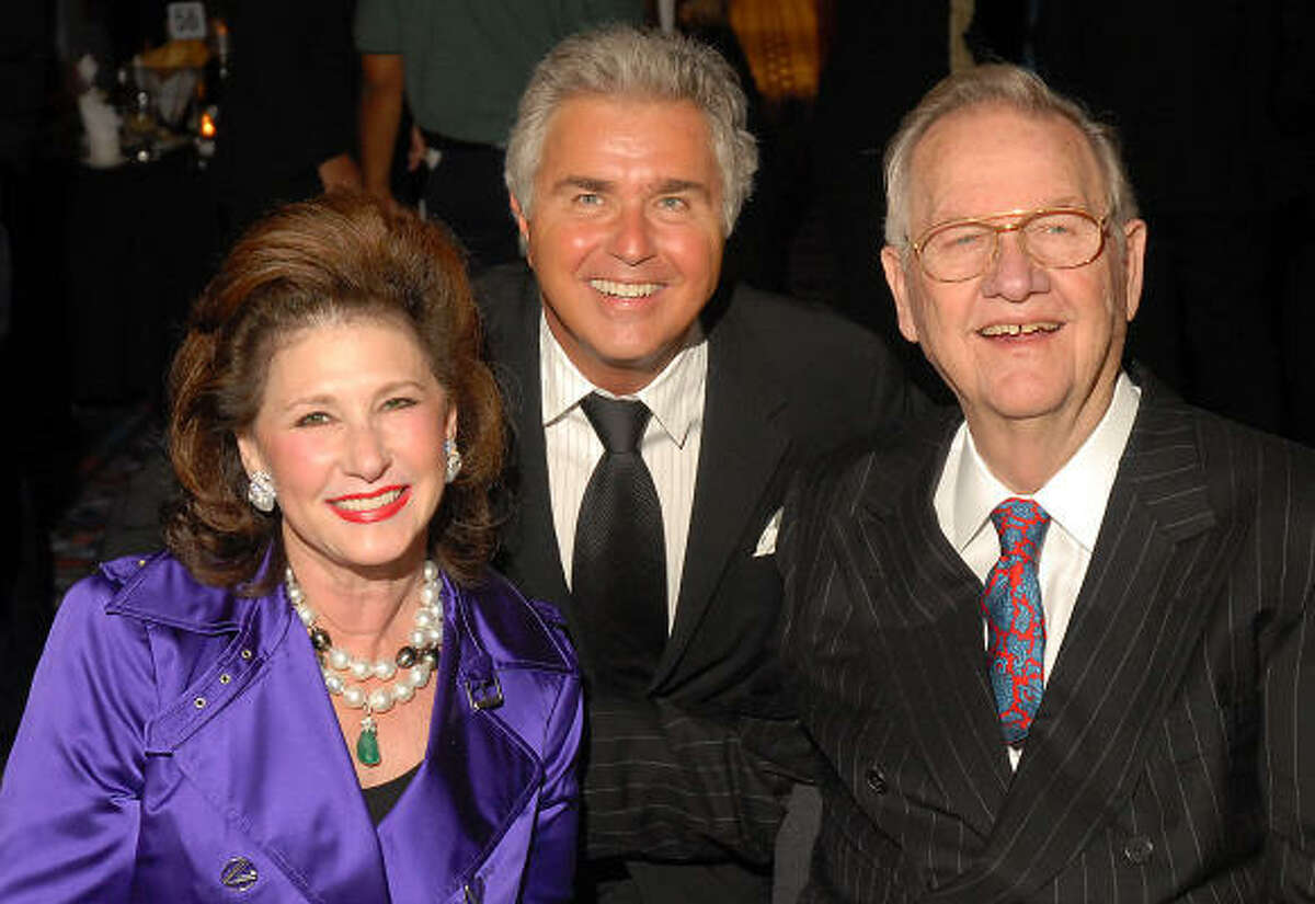 Former Houston mayor Bob Lanier has died