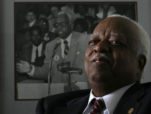 HISD's 'dean' is stepping down after 60 years