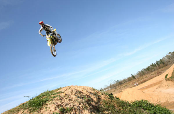 Motocrossers conquer injuries, fear