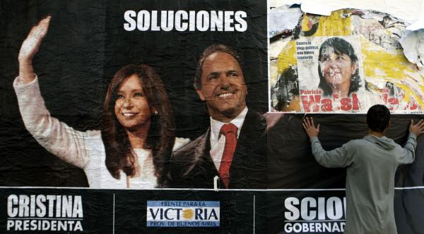 Argentina's first lady seems likely to become new president