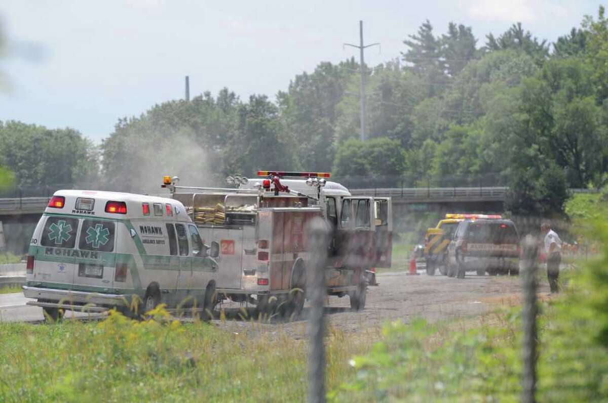 Gas line break: Debris, dust and chaos near Thruway