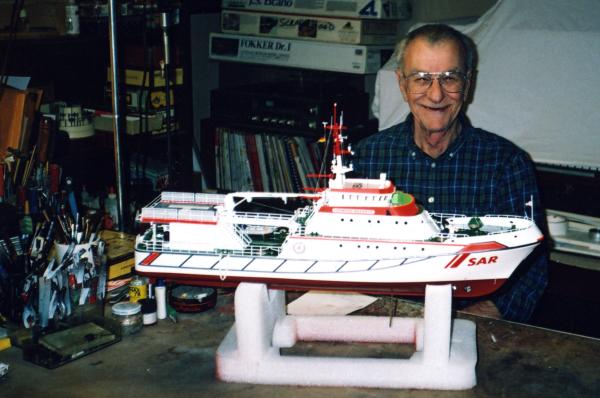 Ronald M. Roberti, skilled model ship builder, dies at 73