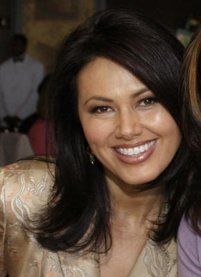 Channel 11 names Lucy Noland evening co-anchor