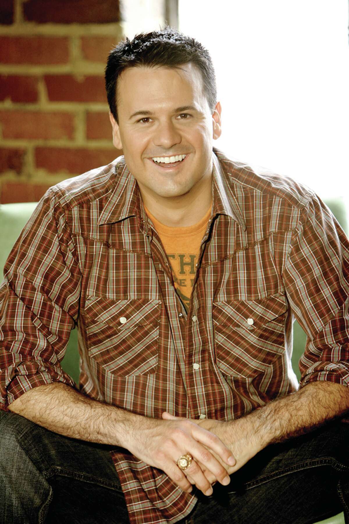 Texas music star eyes record-breaking river float