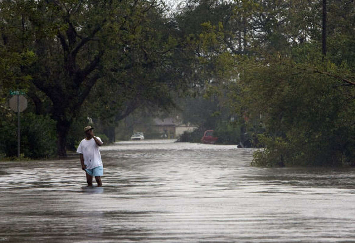 Insurer settles suit with Galveston over Hurricane Ike for $7.75M