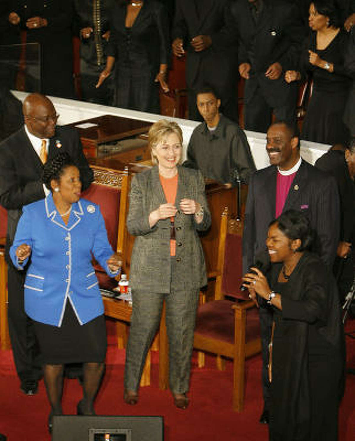 Sen. Clinton stumps publicly, privately in Houston