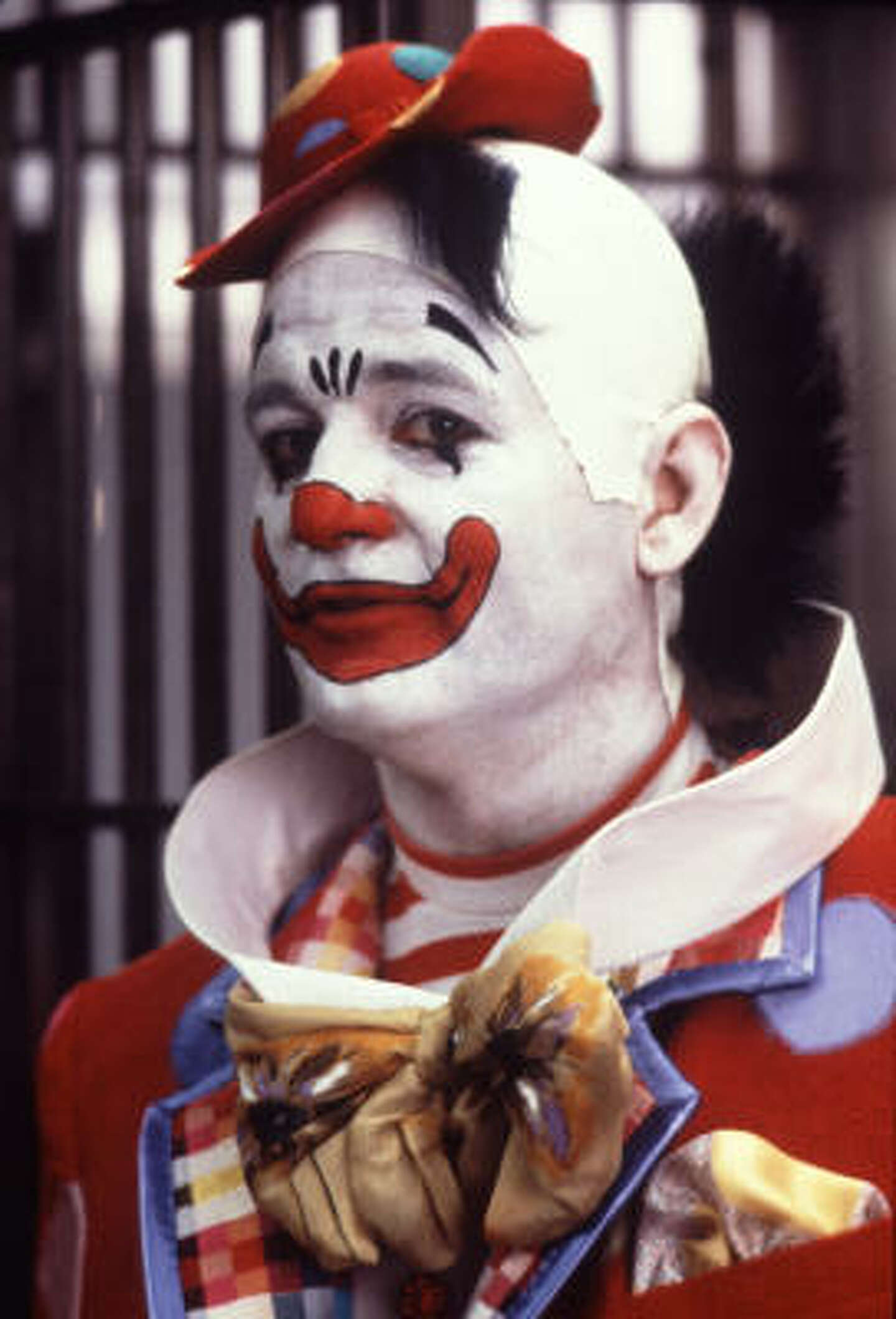 Twitter users sharing videos of 'creepy clowns' with @SpookyClowns