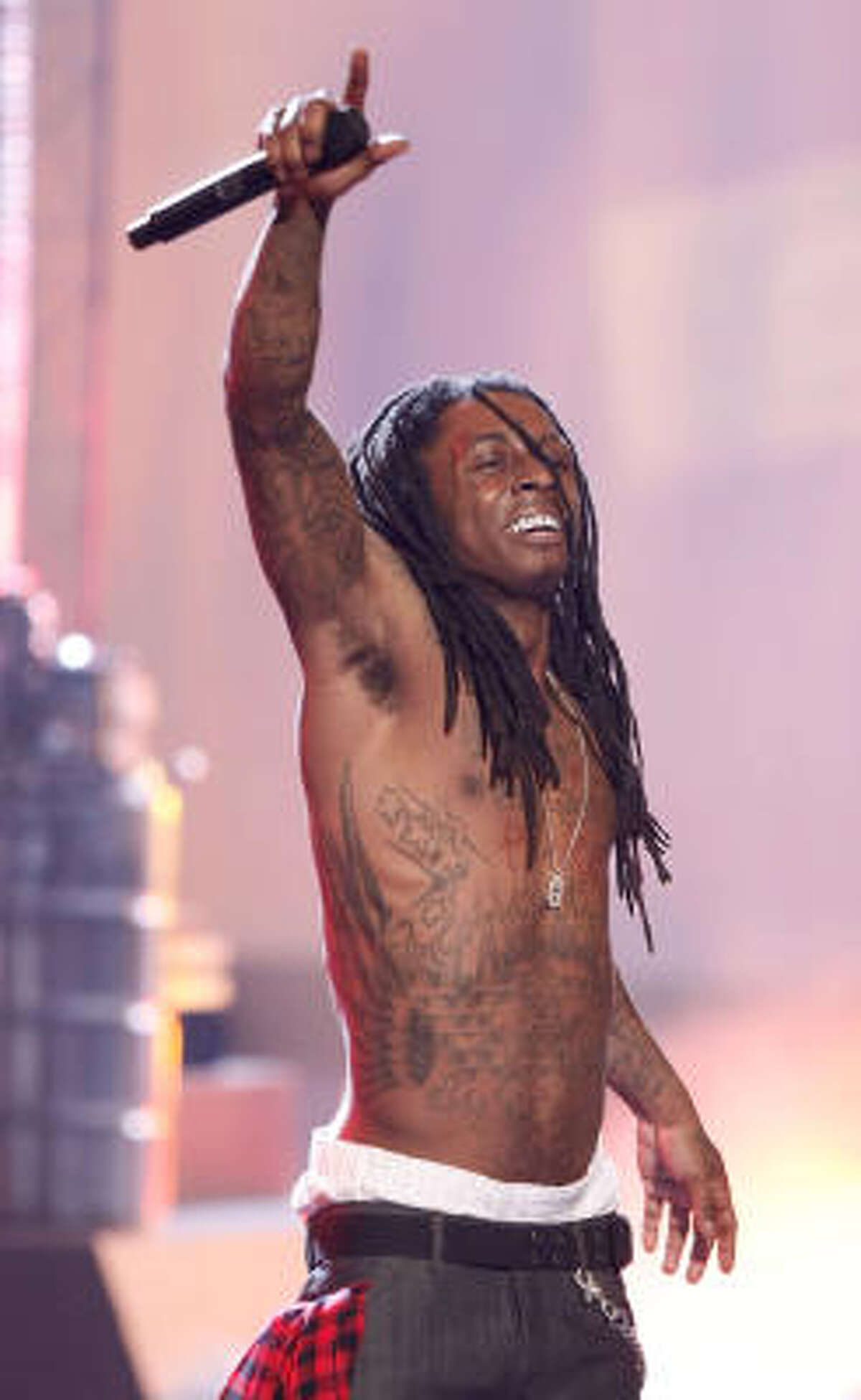 BIG PERFORMANCES HIGHLIGHT BET AWARDS